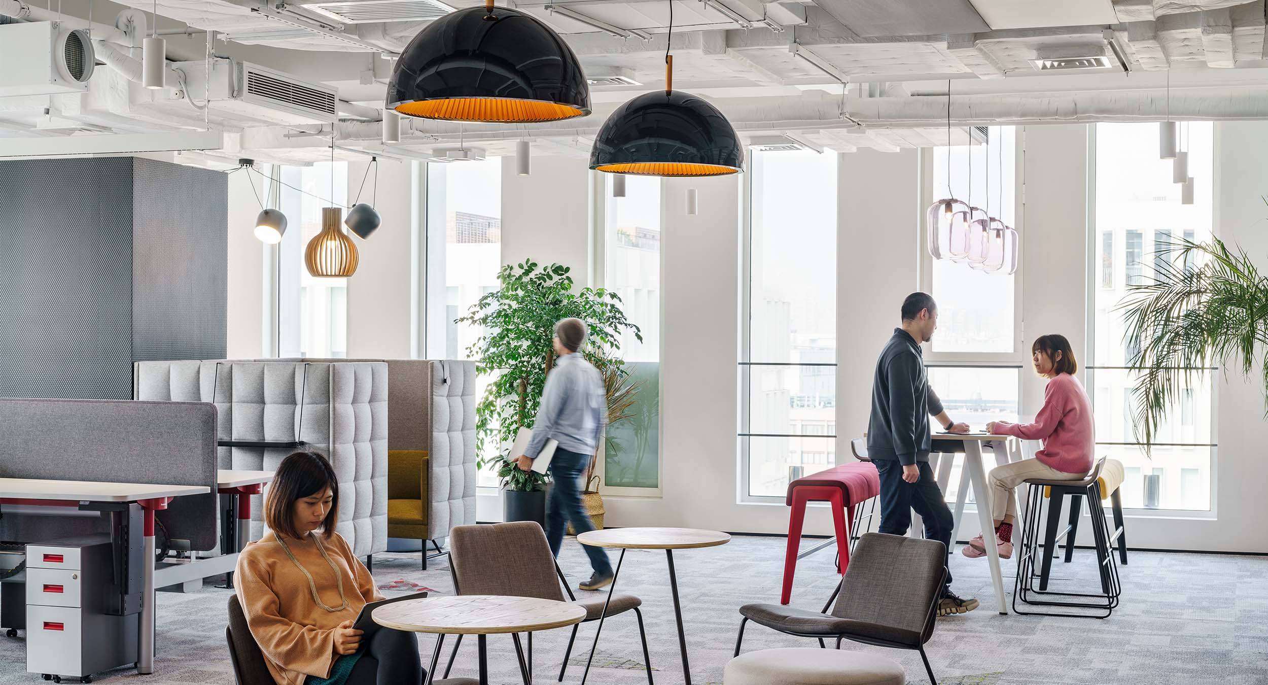 How to improve flexibility through strategic office design layout | M ...