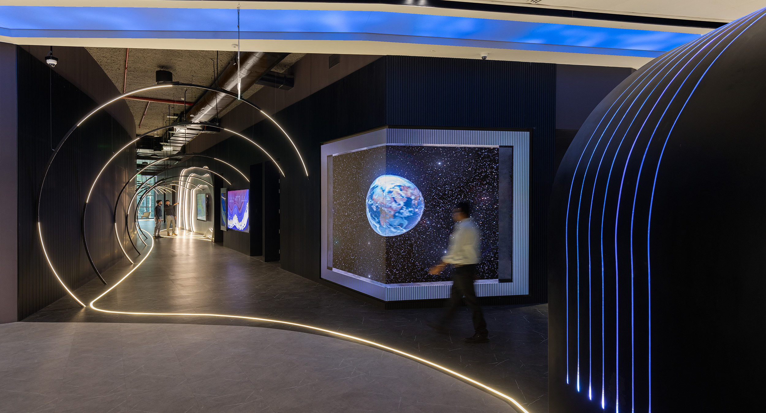 Driving engagement, innovation and impact with Experience Centres | M ...